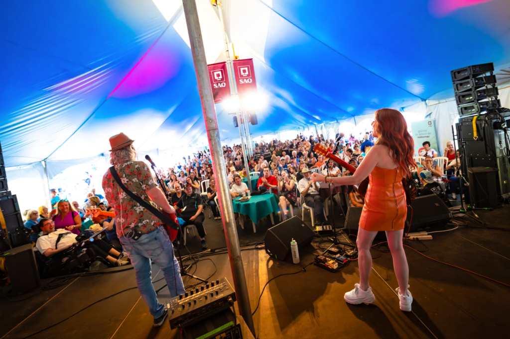 Scène Kepler Gin : une programmation haute en couleurs ! - Fête du Lac ...